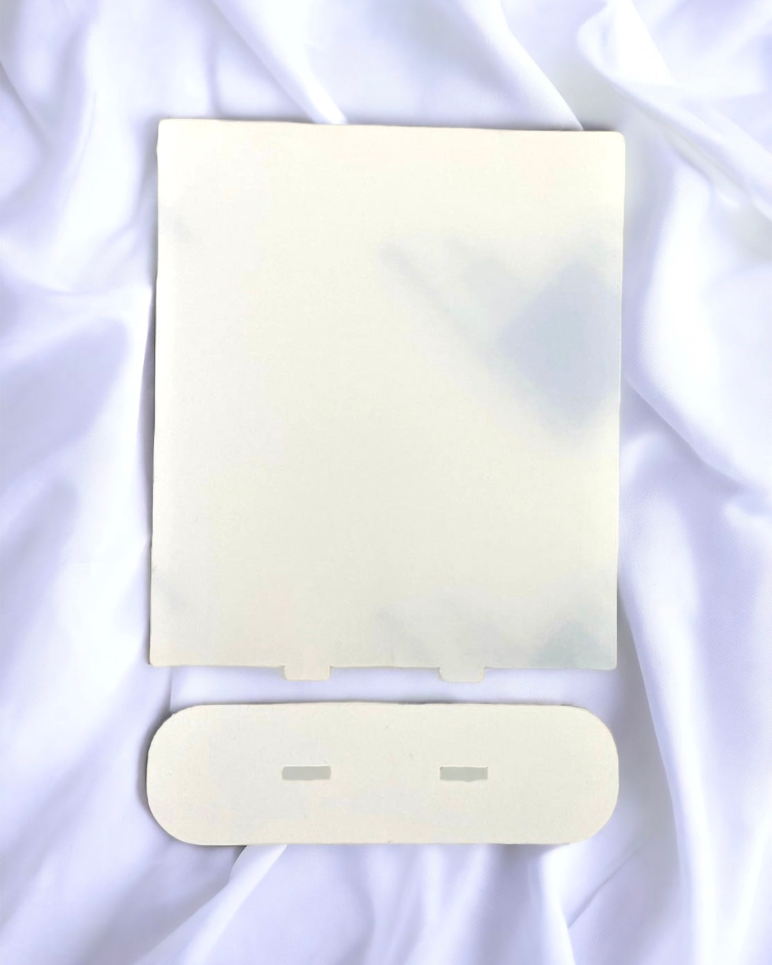 FREESTANDING CLEAR ACRYLIC RECTANGLE WITH BASE – Ro & Co Wholesale