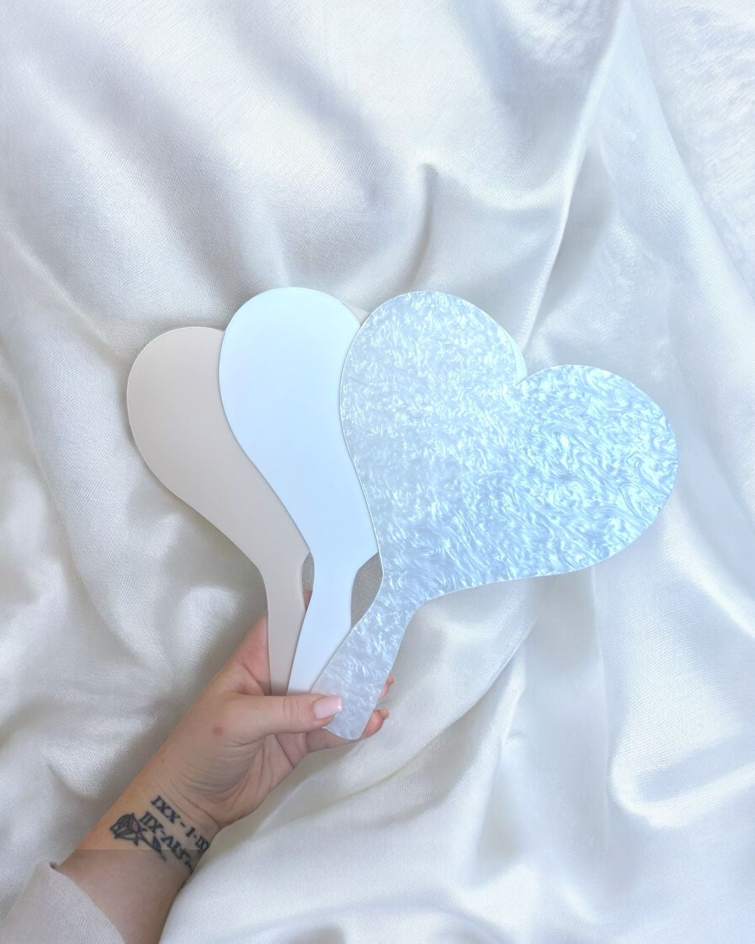 DISCONTINUED COLOURS - ACRYLIC HEART PADDLE – Ro & Co Wholesale